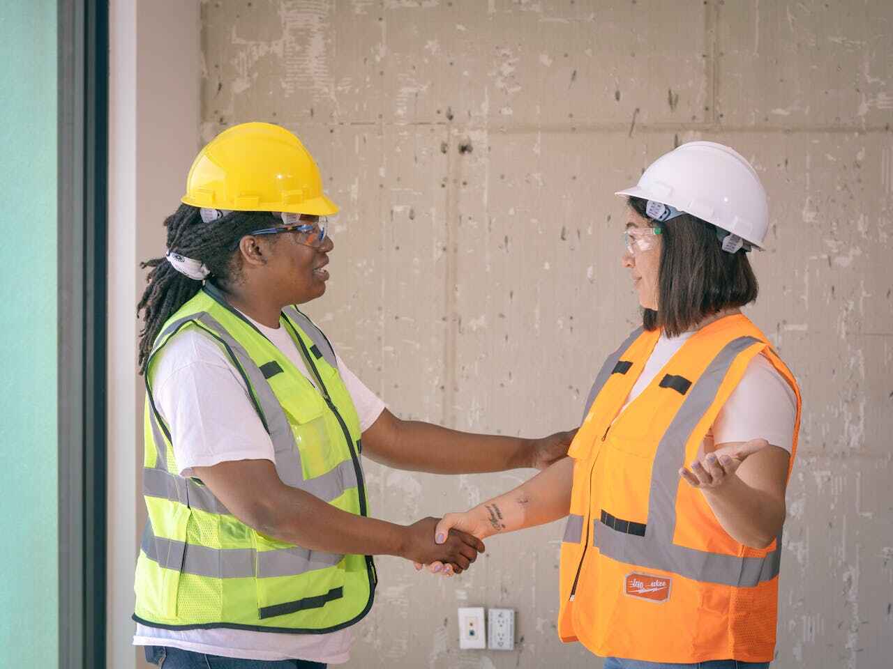Professional Insulation Contractor in Carbon Hill, AL | Call 870-212-4699